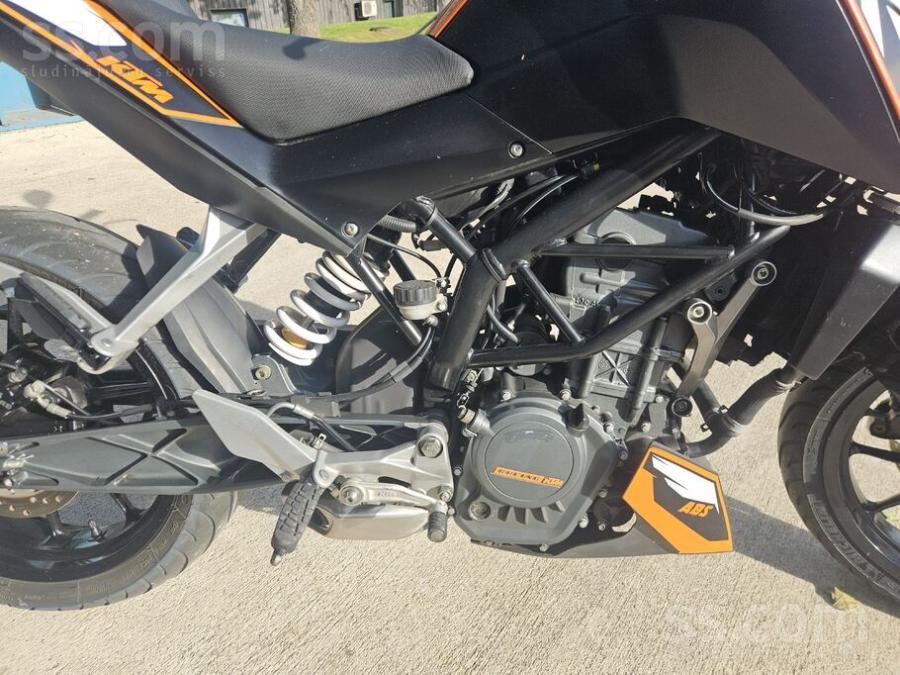 KTM Duke 125 2016 Cēsis, ar dzinēja tilpumu 0.13 L un nobraukumu 0 tūkst. km par 2500 €, foto 4 vietnē AUTOMOTO.COM.LV