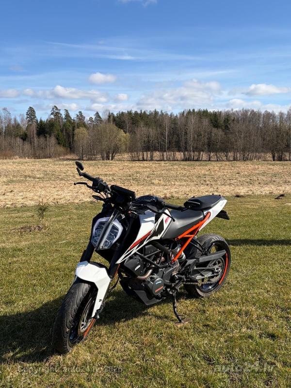 KTM Duke 125 2017 in Voru, with an engine capacity of 0.13 L and mileage of 25 thousand km for 2600 €, photo 1 on AUTOMOTO.COM.LV