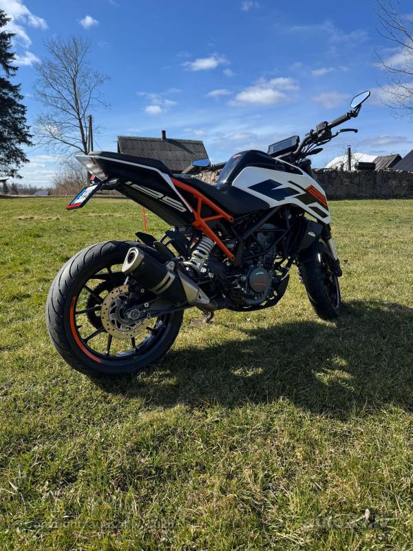 KTM Duke 125 2017 in Voru, with an engine capacity of 0.13 L and mileage of 25 thousand km for 2600 €, photo 5 on AUTOMOTO.COM.LV