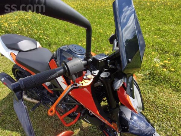 KTM Duke 125 2017 in Cesis, with an engine capacity of 0.13 L and mileage of 0 thousand km for 2800 €, photo 6 on AUTOMOTO.COM.LV