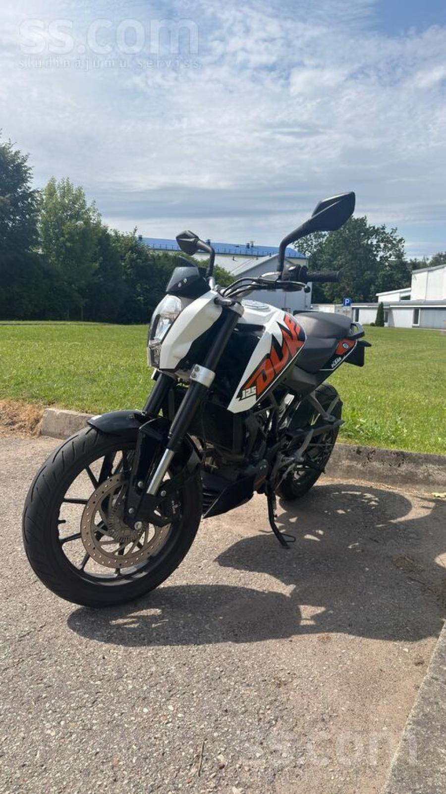 KTM Duke 125 2017 in Jelgava, with an engine capacity of 0.13 L and mileage of 0 thousand km for 2300 €, photo 5 on AUTOMOTO.COM.LV