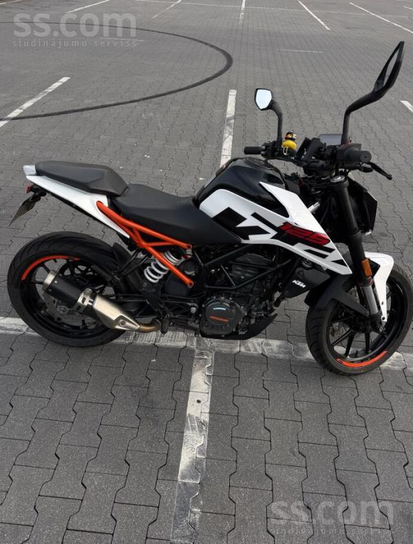 KTM Duke 125 2017 Rīga, ar dzinēja tilpumu 0.13 L un nobraukumu 0 tūkst. km par 3300 €, foto 1 vietnē AUTOMOTO.COM.LV