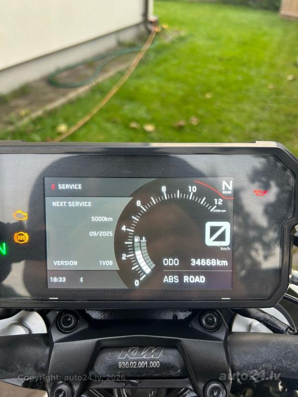 KTM Duke 125 2019 in Tallinn, with an engine capacity of 0.13 L and mileage of 36 thousand km for 3200 €, photo 8 on AUTOMOTO.COM.LV