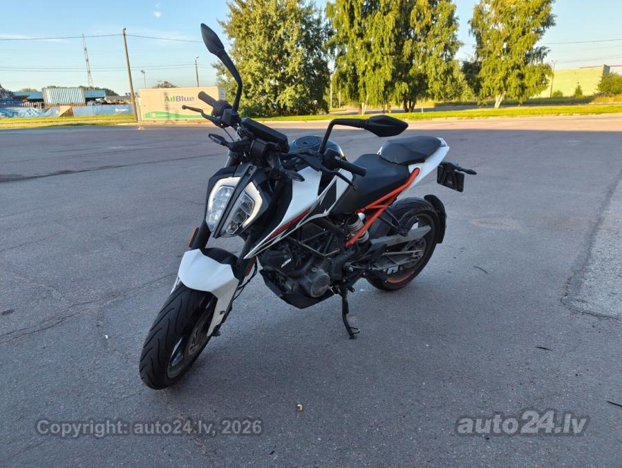 KTM Duke 125 2019 in Tallinn, with an engine capacity of 0.13 L and mileage of 38 thousand km for 2600 €, photo 1 on AUTOMOTO.COM.LV