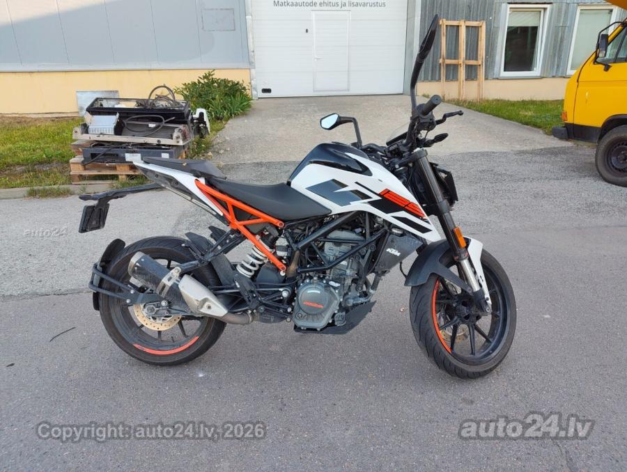 KTM Duke 125 2019 in Tallinn, with an engine capacity of 0.13 L and mileage of 38 thousand km for 2600 €, photo 3 on AUTOMOTO.COM.LV