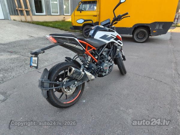 KTM Duke 125 2019 in Tallinn, with an engine capacity of 0.13 L and mileage of 38 thousand km for 2600 €, photo 3 on AUTOMOTO.COM.LV