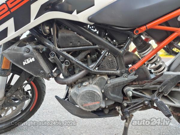 KTM Duke 125 2019 in Tallinn, with an engine capacity of 0.13 L and mileage of 38 thousand km for 2600 €, photo 9 on AUTOMOTO.COM.LV