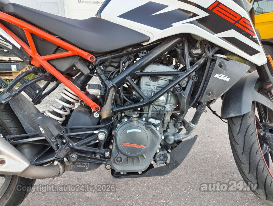 KTM Duke 125 2019 in Tallinn, with an engine capacity of 0.13 L and mileage of 38 thousand km for 2600 €, photo 11 on AUTOMOTO.COM.LV