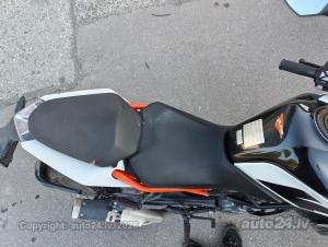 KTM Duke 125 2019 in Tallinn, with an engine capacity of 0.13 L and mileage of 38 thousand km for 2600 €, photo 12 on AUTOMOTO.COM.LV