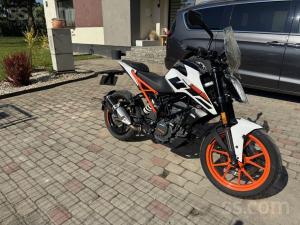 КТМ Duke 125 2020 в Рига, объемом двигателя 0.13 л и пробегом 0 тыс. км за 3000 €, фото  на AUTOMOTO.COM.LV