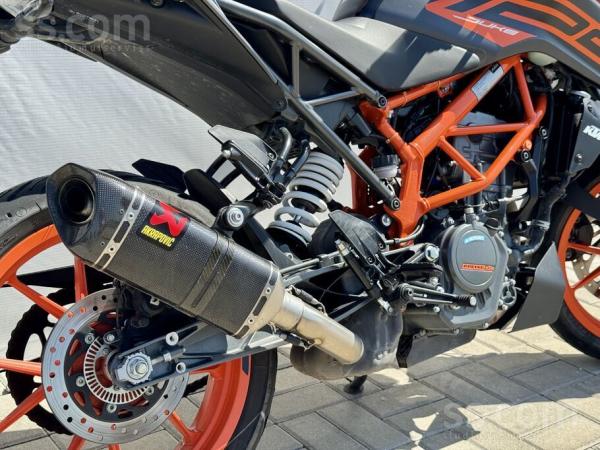 KTM Duke 125 2022 Liepāja, ar dzinēja tilpumu 0.13 L un nobraukumu 0 tūkst. km par 3750 €, foto 4 vietnē AUTOMOTO.COM.LV