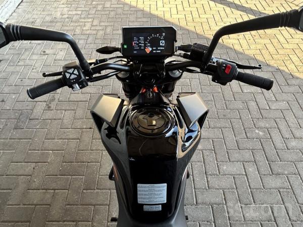 KTM Duke 125 2022 in Valmiera on AUTOMOTO.COM.LV KTM Duke 125 2022 in Valmiera, with an engine capacity of 0.13 L and mileage of 0 thousand km for 2970 €, photo 8 on AUTOMOTO.COM.LV