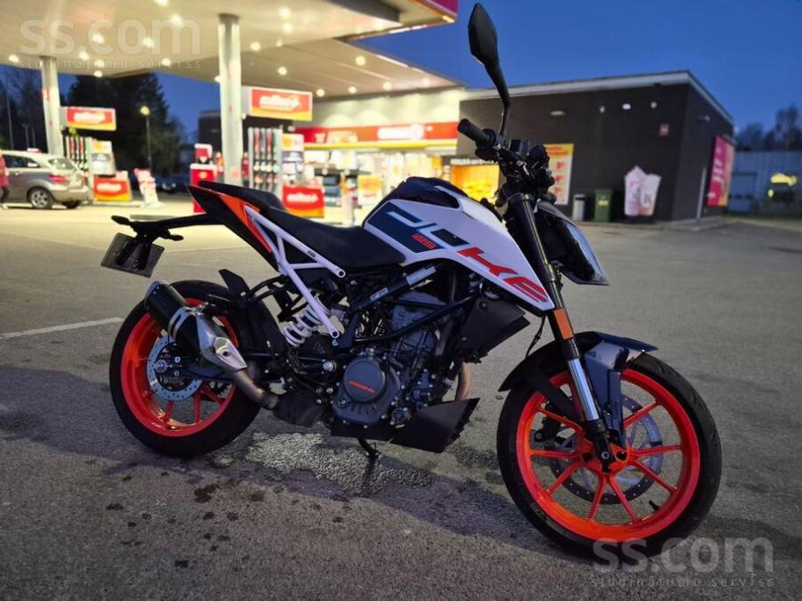 KTM Duke 125 2023 Limbaži, ar dzinēja tilpumu 0.13 L un nobraukumu 0 tūkst. km par 3150 €, foto 1 vietnē AUTOMOTO.COM.LV