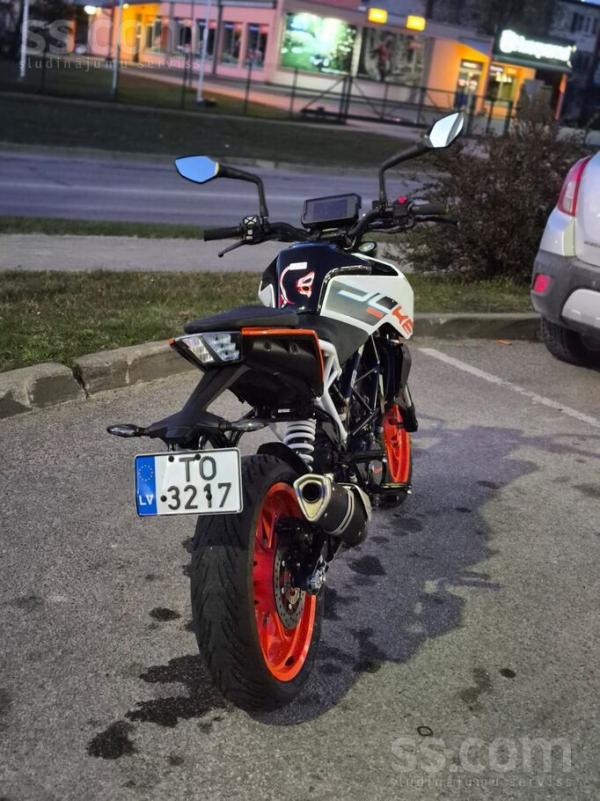 KTM Duke 125 2023 Limbaži, ar dzinēja tilpumu 0.13 L un nobraukumu 0 tūkst. km par 3150 €, foto 3 vietnē AUTOMOTO.COM.LV