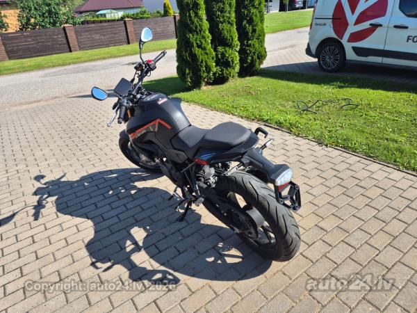 KTM Duke 125 2024 in Tallinn, with an engine capacity of 0.00 L and mileage of 4 thousand km for 3600 €, photo 5 on AUTOMOTO.COM.LV