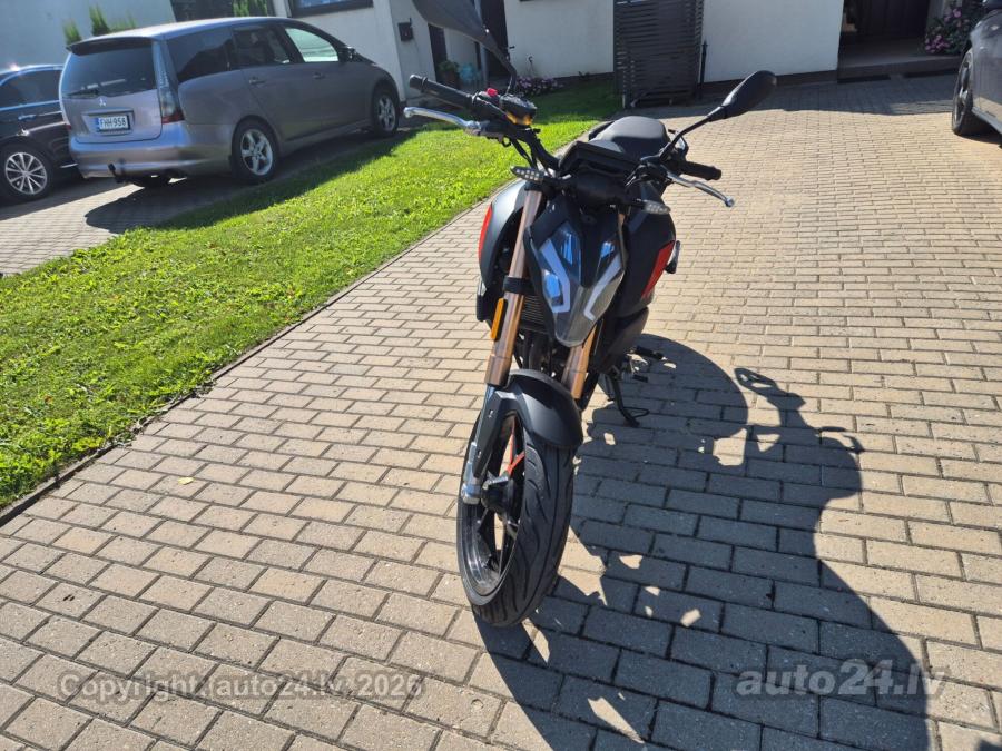 KTM Duke 125 2024 in Tallinn, with an engine capacity of 0.00 L and mileage of 4 thousand km for 3600 €, photo 3 on AUTOMOTO.COM.LV