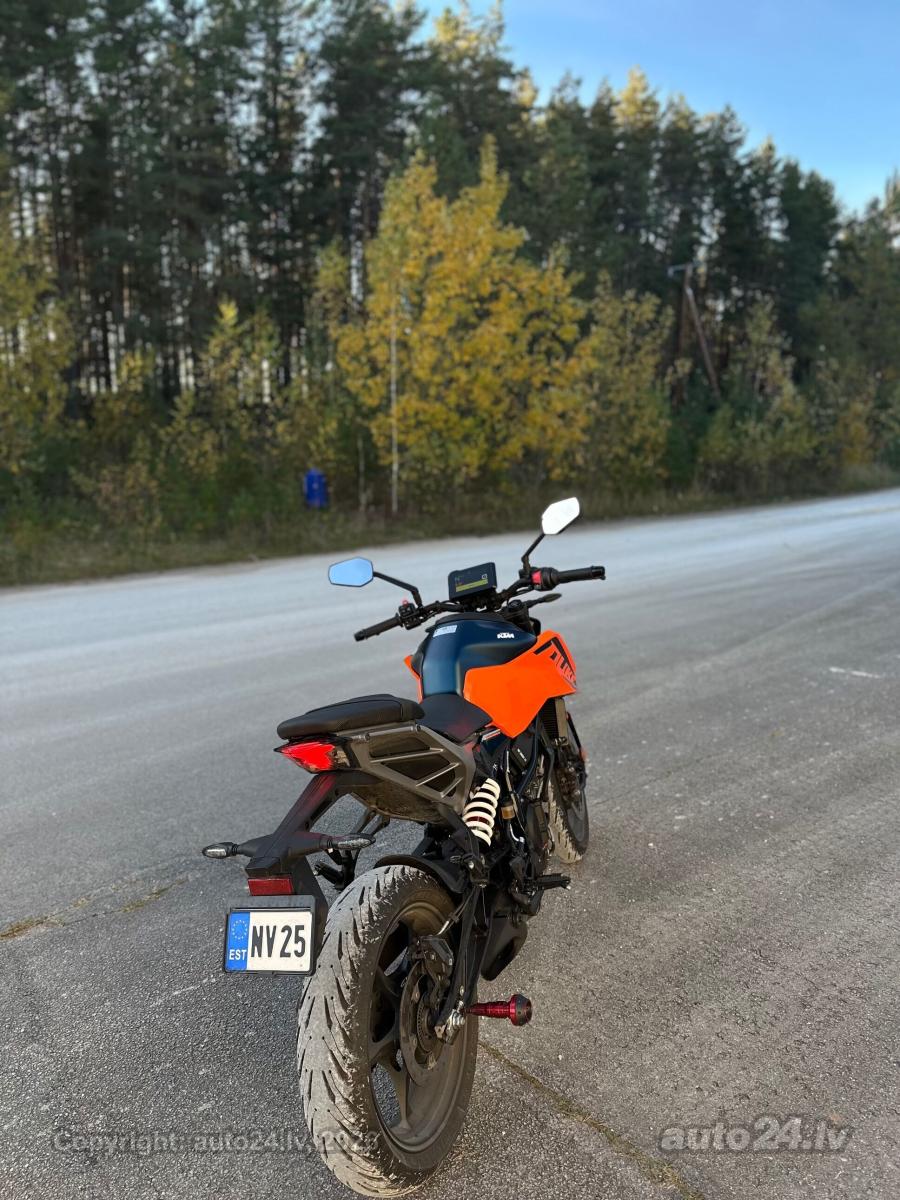 KTM Duke 125 2025 in Tallinn, with an engine capacity of 0.13 L and mileage of 9 thousand km for 3500 €, photo 8 on AUTOMOTO.COM.LV
