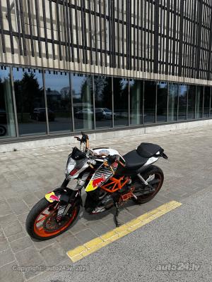Оранжевый КТМ Duke 125 2013 в Таллин, объемом двигателя 0.13 л и пробегом 40 тыс. км за 1650 €, фото 3 на AUTOMOTO.COM.LV