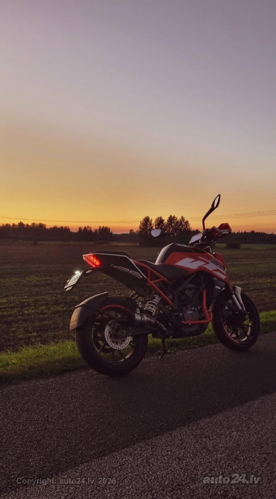 Orange KTM Duke 125 2017 in Viljandi, with an engine capacity of 0.13 L and mileage of 35 thousand km for 2900 €, photo 2 on AUTOMOTO.COM.LV