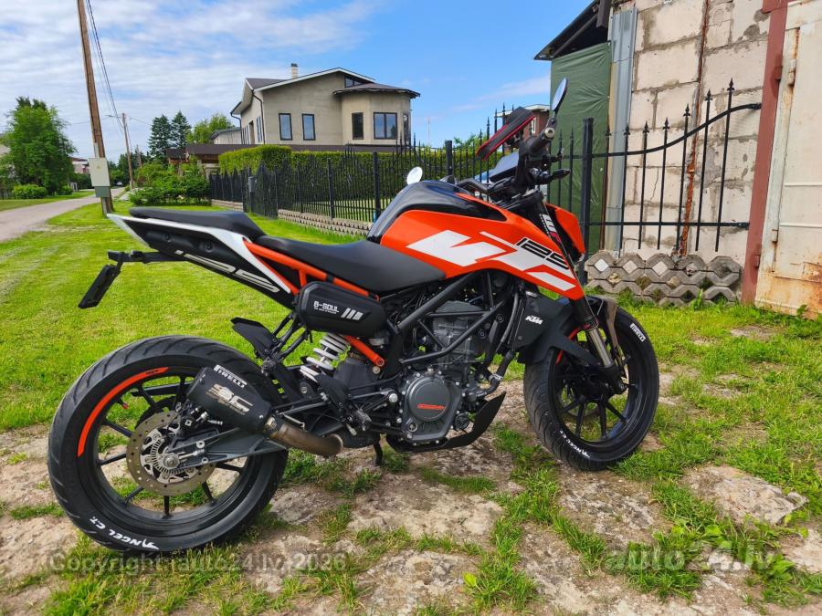 Красный КТМ Duke 125 2020 в Силламяэ, объемом двигателя 0.00 л и пробегом 0 тыс. км за 2500 €, фото 3 на AUTOMOTO.COM.LV