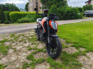 Красный КТМ Duke 125 2020 в Силламяэ, объемом двигателя 0.00 л и пробегом 0 тыс. км за 2500 €, фото 4 на AUTOMOTO.COM.LV