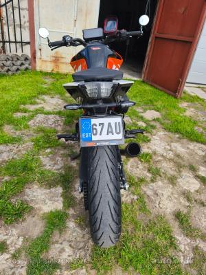 Красный КТМ Duke 125 2020 в Силламяэ, объемом двигателя 0.00 л и пробегом 0 тыс. км за 2500 €, фото 5 на AUTOMOTO.COM.LV