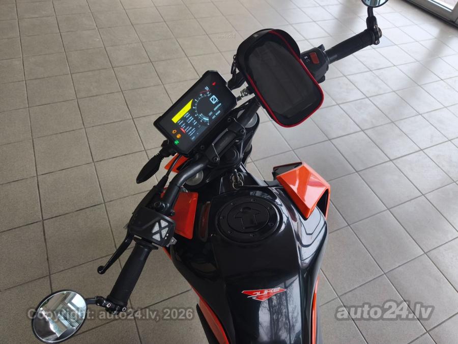 Красный КТМ Duke 125 2020 в Силламяэ, объемом двигателя 0.00 л и пробегом 0 тыс. км за 2500 €, фото 6 на AUTOMOTO.COM.LV