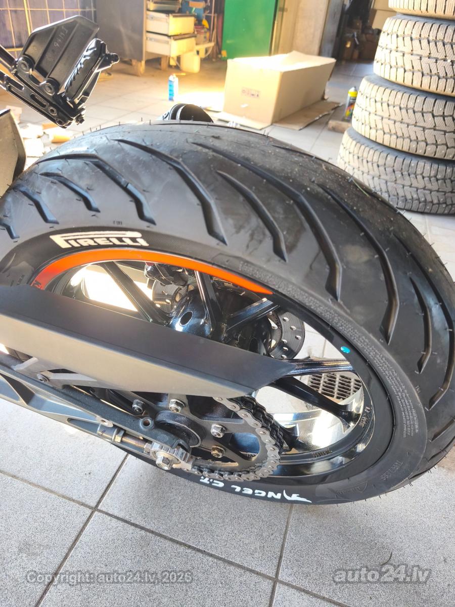 Красный КТМ Duke 125 2020 в Силламяэ, объемом двигателя 0.00 л и пробегом 0 тыс. км за 2500 €, фото 9 на AUTOMOTO.COM.LV