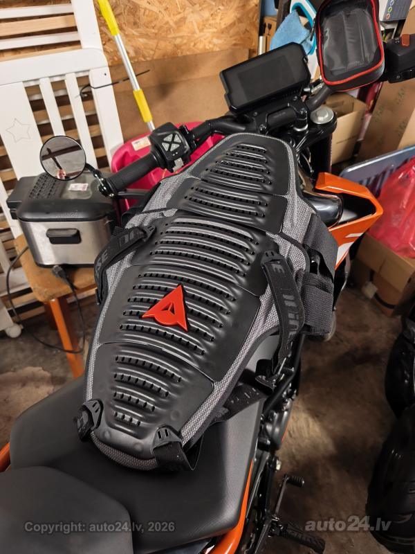 Красный КТМ Duke 125 2020 в Силламяэ, объемом двигателя 0.00 л и пробегом 0 тыс. км за 2500 €, фото 10 на AUTOMOTO.COM.LV