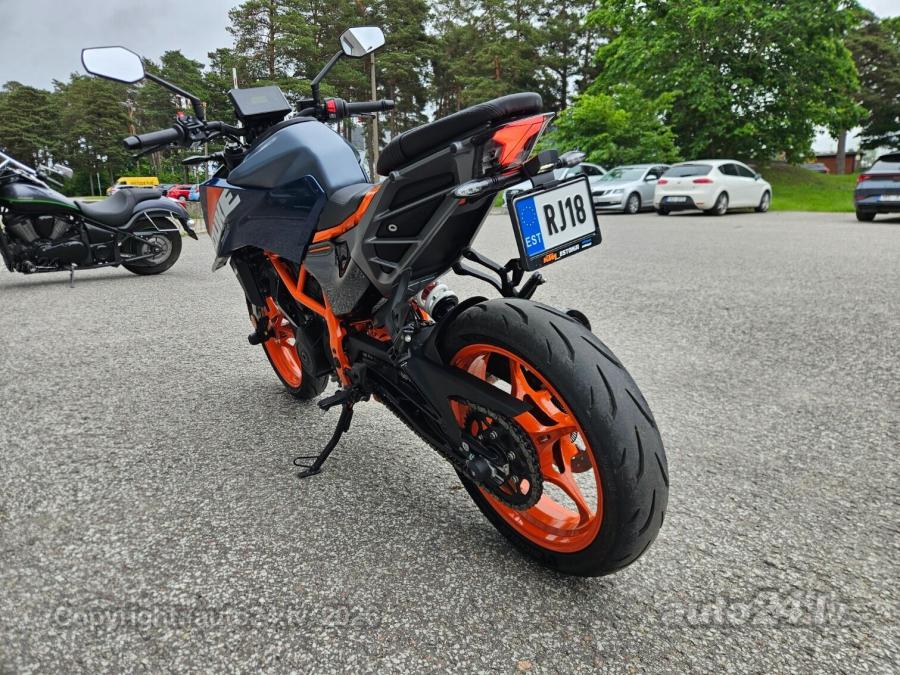 Blue KTM Duke 390 2025 in Tallinn, with an engine capacity of 0.40 L and mileage of 496 thousand km for 4900 €, photo 5 on AUTOMOTO.COM.LV