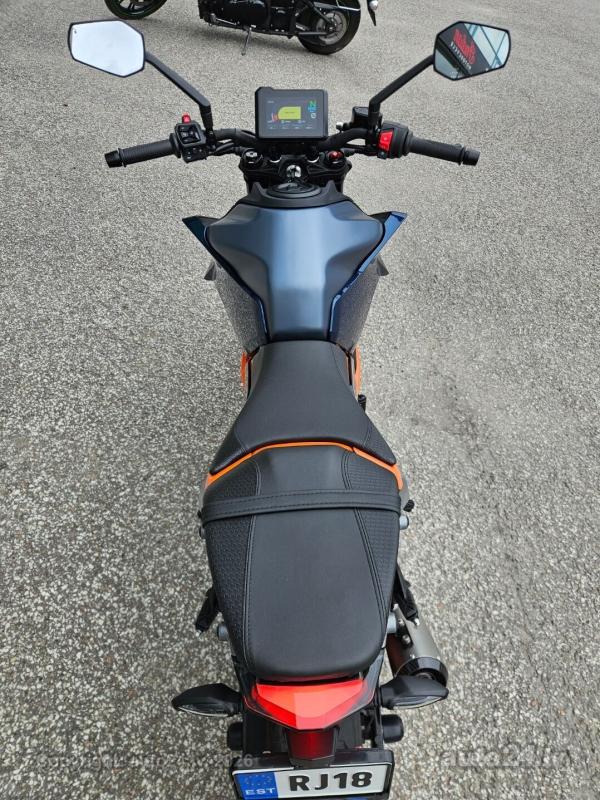 Синий КТМ Duke 390 2025 в Таллин, объемом двигателя 0.40 л и пробегом 496 тыс. км за 4900 €, фото 10 на AUTOMOTO.COM.LV