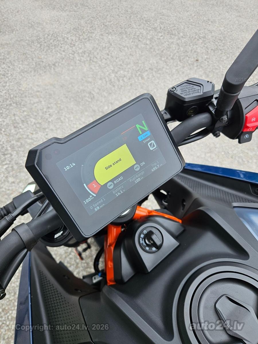 Blue KTM Duke 390 2025 in Tallinn, with an engine capacity of 0.40 L and mileage of 496 thousand km for 4900 €, photo 13 on AUTOMOTO.COM.LV
