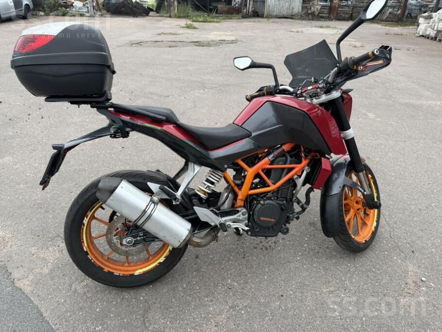 KTM Duke 390 2014 in Riga, with an engine capacity of 0.39 L and mileage of 0 thousand km for 1950 €, photo 1 on AUTOMOTO.COM.LV