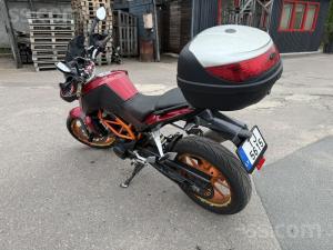 KTM Duke 390 2014 in Riga, with an engine capacity of 0.39 L and mileage of 0 thousand km for 1950 €, photo 4 on AUTOMOTO.COM.LV