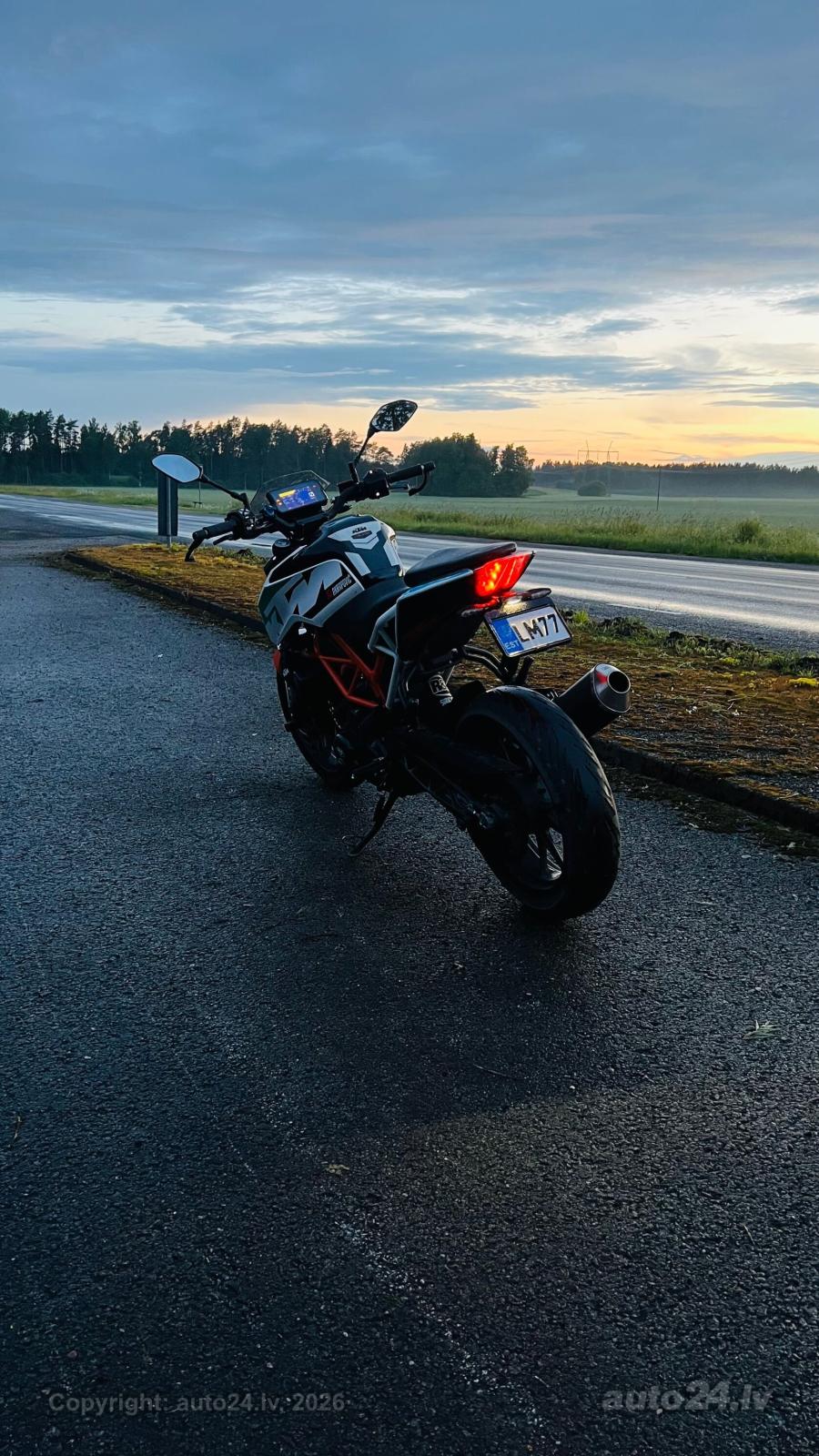 KTM Duke 390 2017 in Rakvere, with an engine capacity of 0.39 L and mileage of 42 thousand km for 2600 €, photo 7 on AUTOMOTO.COM.LV