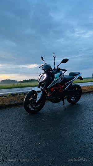 KTM Duke 390 2017 in Rakvere, with an engine capacity of 0.39 L and mileage of 42 thousand km for 2600 €, photo 8 on AUTOMOTO.COM.LV