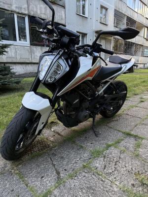 KTM Duke 390 2021 Rīga, ar dzinēja tilpumu 0.37 L un nobraukumu 0 tūkst. km par 3600 €, foto  vietnē AUTOMOTO.COM.LV