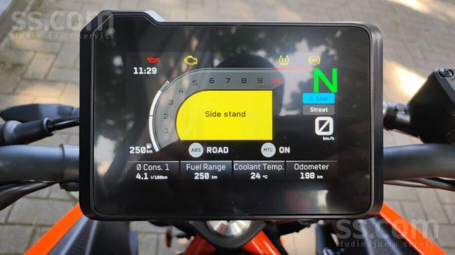 KTM Duke 390 2024 in Riga, with an engine capacity of 0.39 L and mileage of 0 thousand km for 4800 €, photo 6 on AUTOMOTO.COM.LV