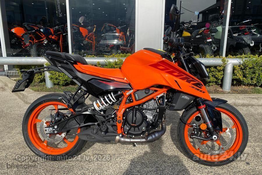 KTM Duke 390 2025 Tartu, ar dzinēja tilpumu 0.40 L un nobraukumu 1 tūkst. km par 5665 €, foto 1 vietnē AUTOMOTO.COM.LV