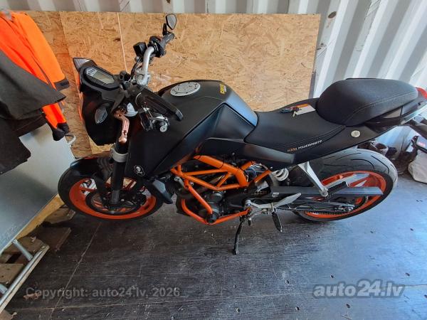 Оранжевый КТМ Duke 390 2013 в Таллин, объемом двигателя 0.00 л и пробегом 39 тыс. км за 2400 €, фото 2 на AUTOMOTO.COM.LV