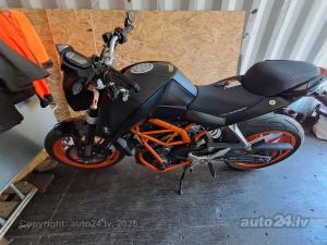 Оранжевый КТМ Duke 390 2013 в Таллин, объемом двигателя 0.00 л и пробегом 39 тыс. км за 2400 €, фото 3 на AUTOMOTO.COM.LV