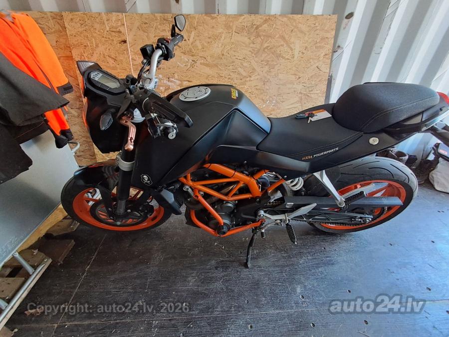 Оранжевый КТМ Duke 390 2013 в Таллин, объемом двигателя 0.00 л и пробегом 39 тыс. км за 2400 €, фото 3 на AUTOMOTO.COM.LV