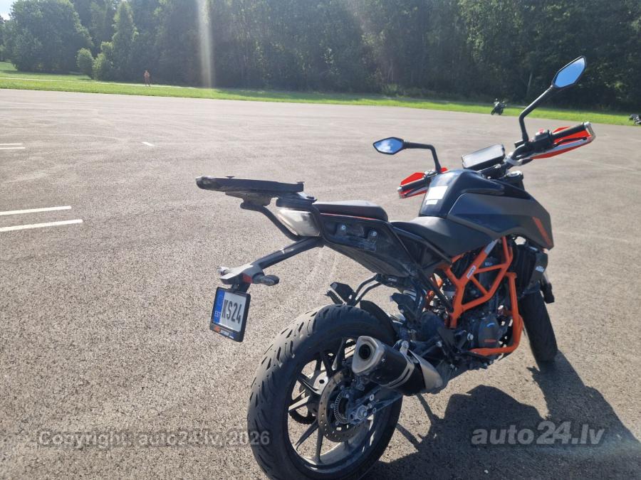 Orange KTM Duke 390 2023 in Rapla, with an engine capacity of 0.39 L and mileage of 15 thousand km for 3300 €, photo 5 on AUTOMOTO.COM.LV
