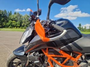 Orange KTM Duke 390 2023 in Rapla, with an engine capacity of 0.39 L and mileage of 15 thousand km for 3300 €, photo 11 on AUTOMOTO.COM.LV