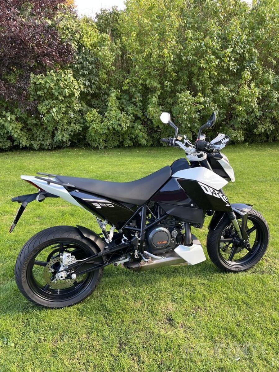 KTM Duke 690 2008 in Ventspils, with an engine capacity of 0.69 L and mileage of 0 thousand km for 3600 €, photo 1 on AUTOMOTO.COM.LV