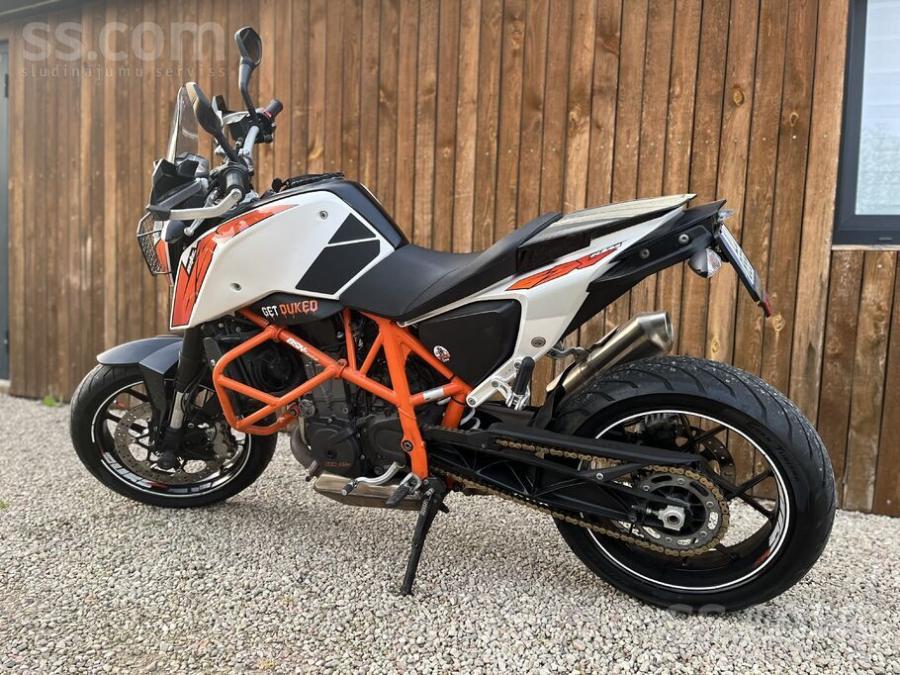 KTM Duke 690 2015 in Bauska, with an engine capacity of 0.69 L and mileage of 0 thousand km for 3900 €, photo 6 on AUTOMOTO.COM.LV