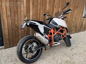 KTM Duke 690 2015 in Bauska, with an engine capacity of 0.69 L and mileage of 0 thousand km for 3900 €, photo 7 on AUTOMOTO.COM.LV