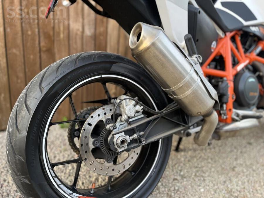 KTM Duke 690 2015 in Bauska, with an engine capacity of 0.69 L and mileage of 0 thousand km for 3900 €, photo 8 on AUTOMOTO.COM.LV