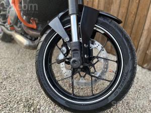 KTM Duke 690 2015 in Bauska, with an engine capacity of 0.69 L and mileage of 0 thousand km for 3900 €, photo 10 on AUTOMOTO.COM.LV