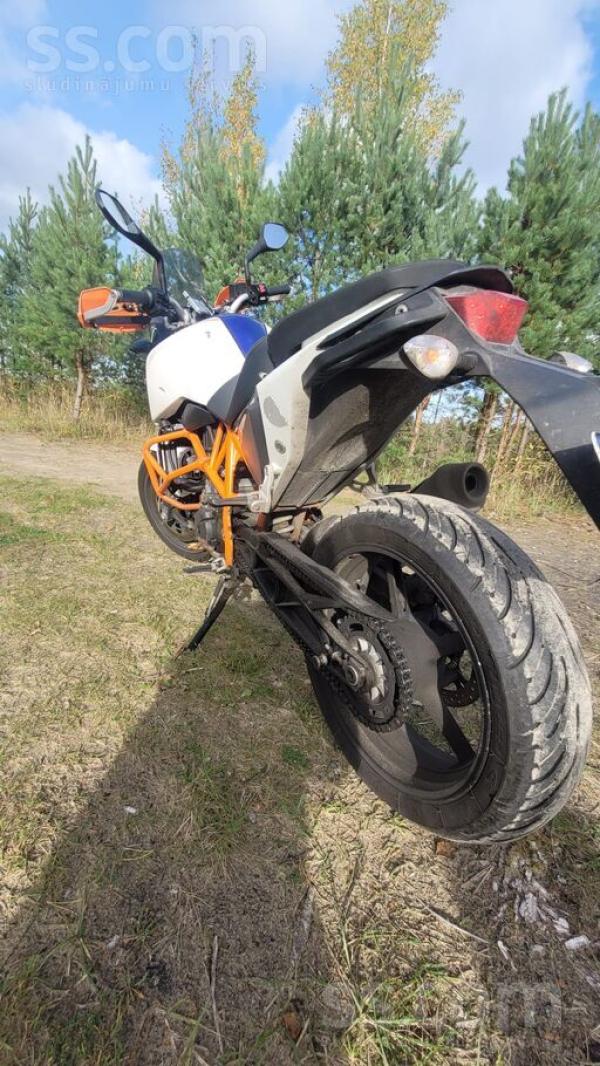 KTM Duke 690 2016 in Riga, with an engine capacity of 0.69 L and mileage of 0 thousand km for 2600 €, photo 5 on AUTOMOTO.COM.LV